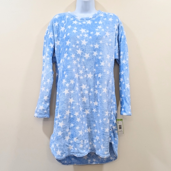 Intimates & Sleepwear | Blue White Star Fuzzy Nightgown | Poshmark